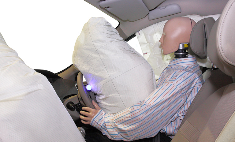 Airbags, la física detrás de la protección - ColibriPlus